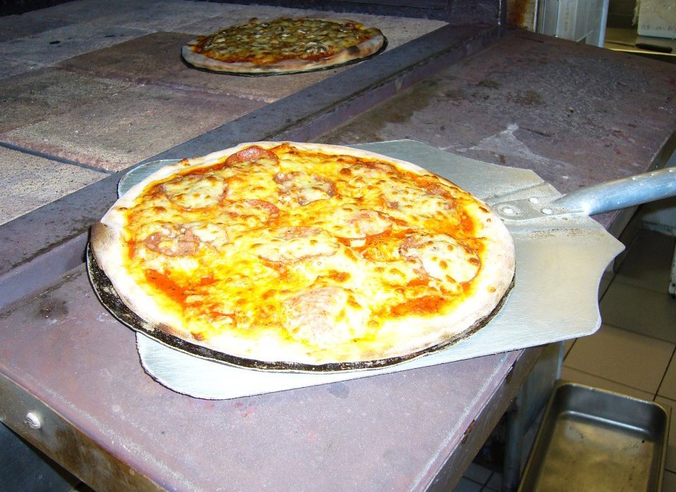 Picollo Pizza & Pasta