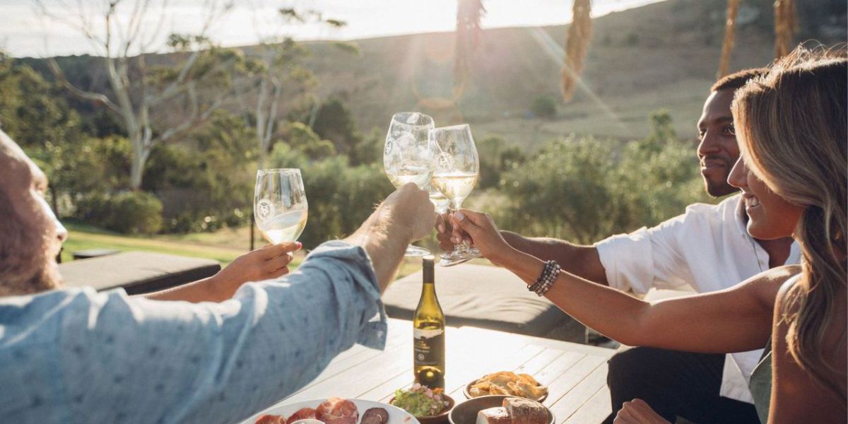 Wine and dine: The ultimate guide to Auckland’s vineyards | AucklandNZ.com