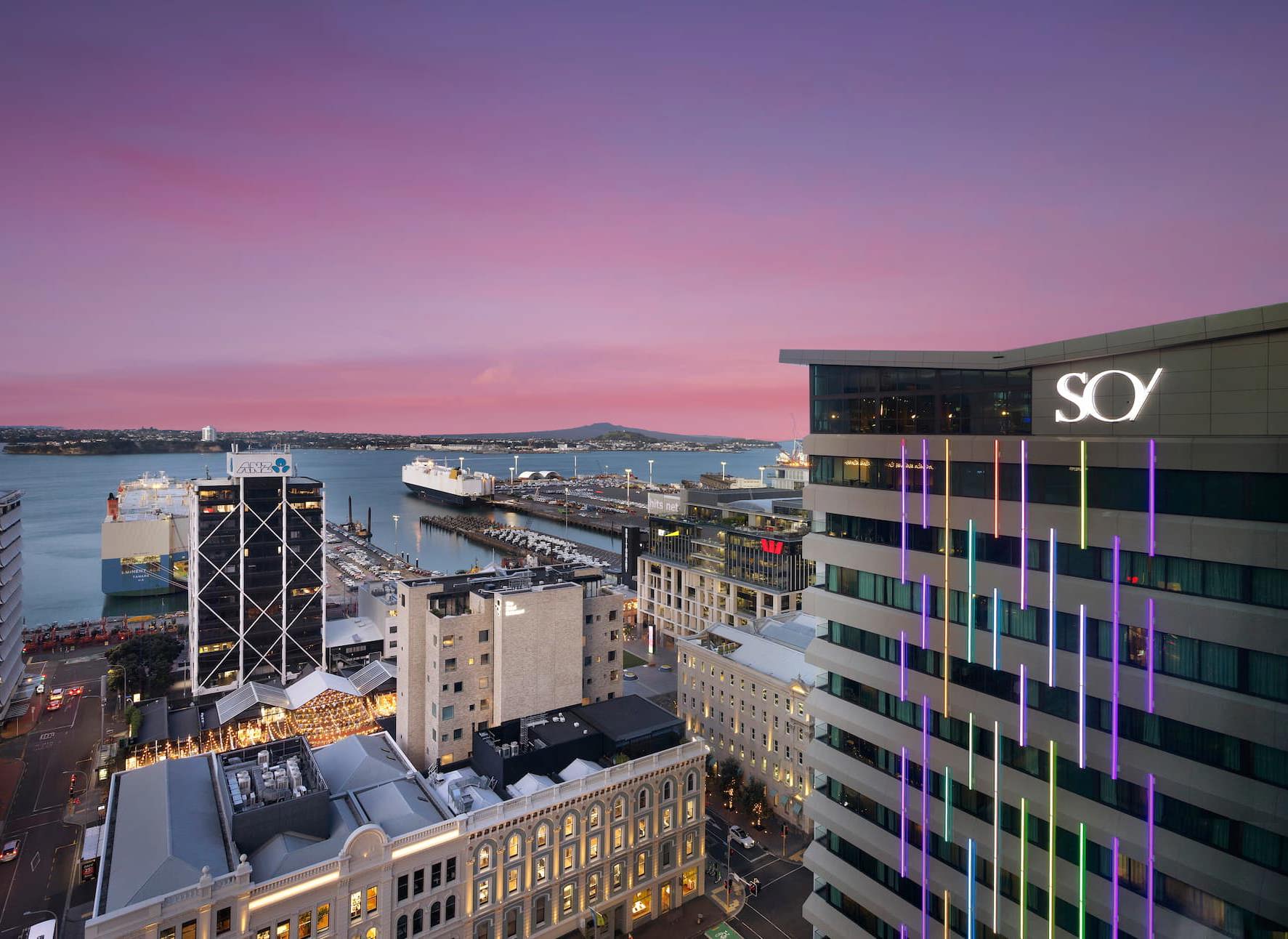 SO/ Auckland