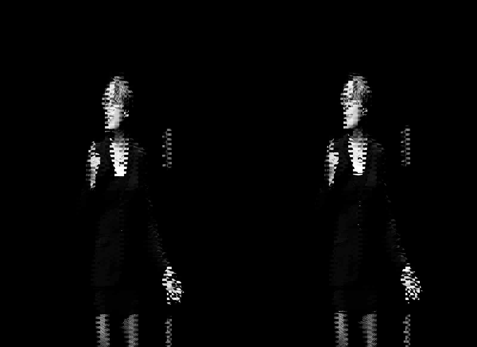 Eddie Izzard performs Shakespeare’s Hamlet