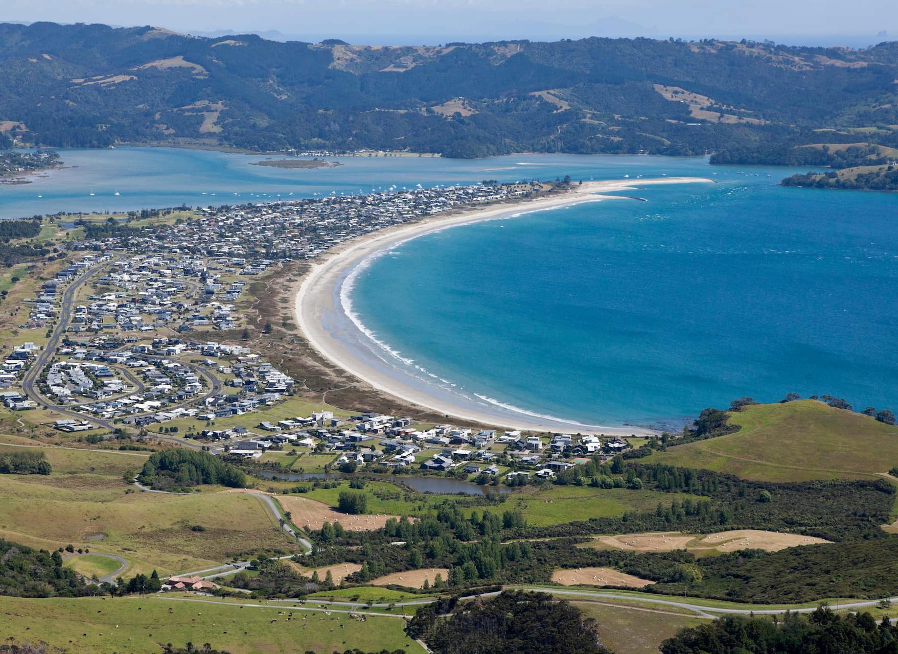 Omaha Beach House On Omaha Beach, New Zealand By Ström Architects