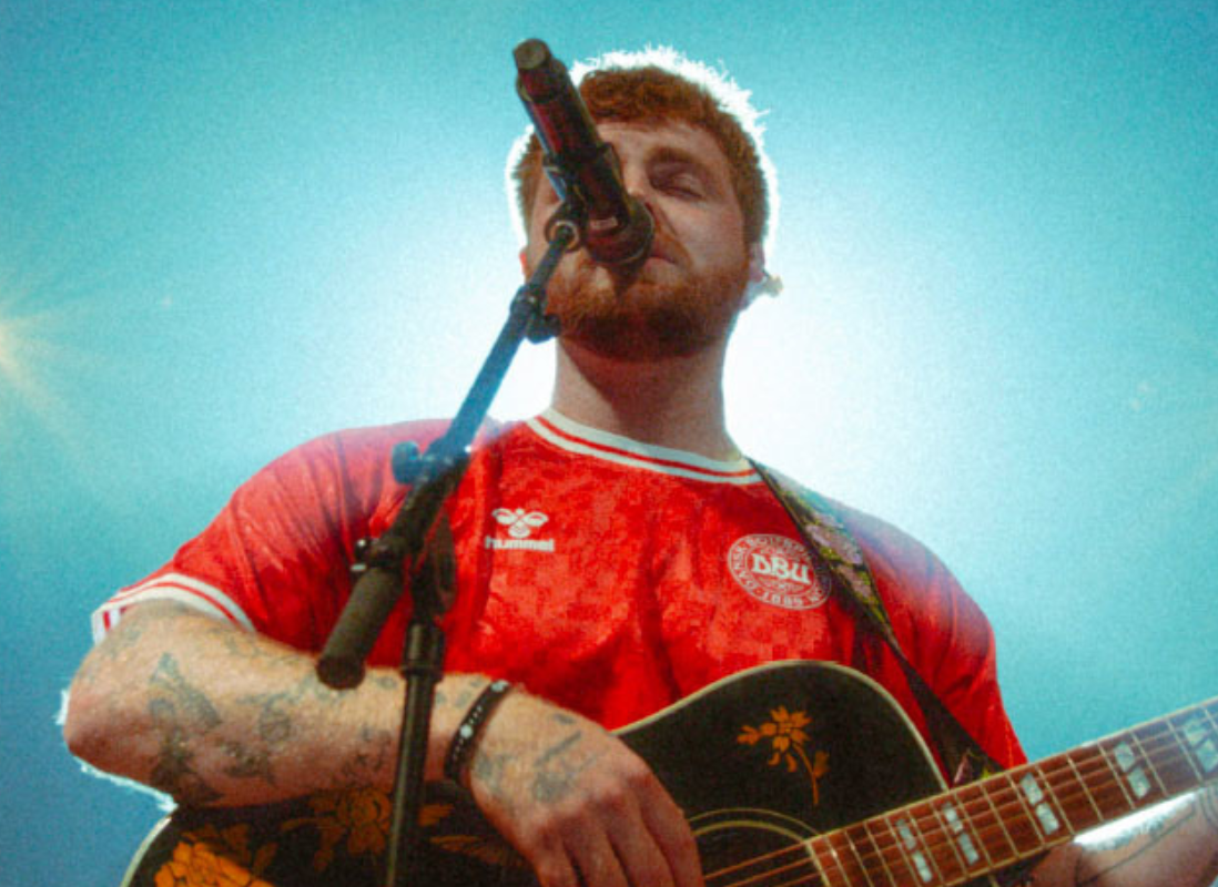 Alex Warren - Cheaper Than Therapy Global Tour