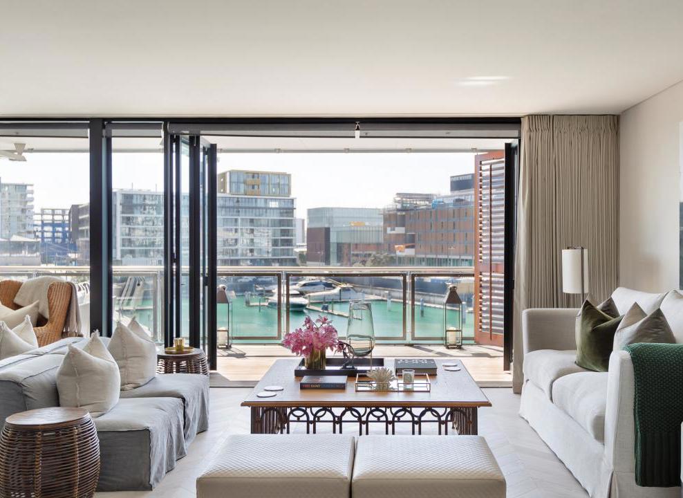 Point Residence | Waterfront Luxury