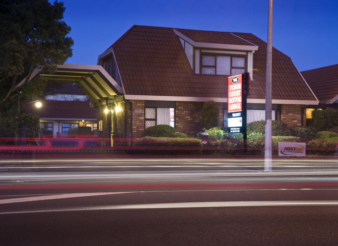 Tudor Court Motor Lodge
